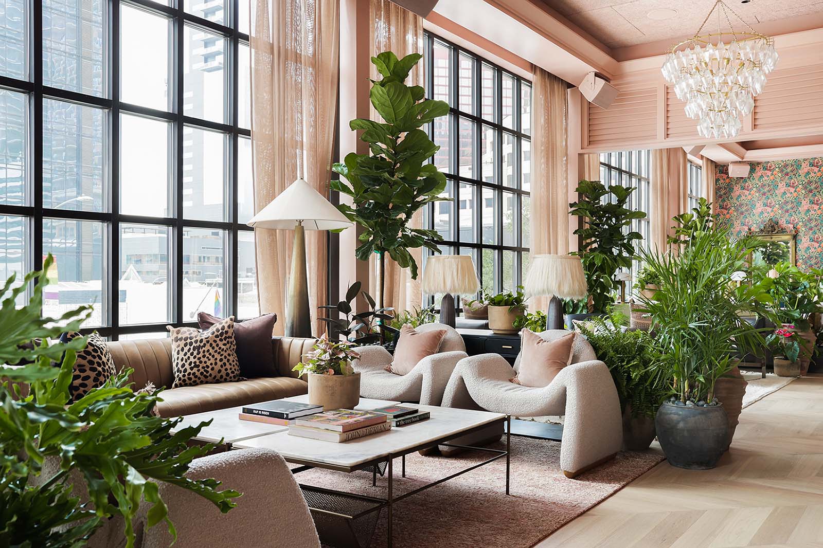 HOSPITALITY & COMMERCIAL WALLPAPER PROJECTS - Paper Moon Painting